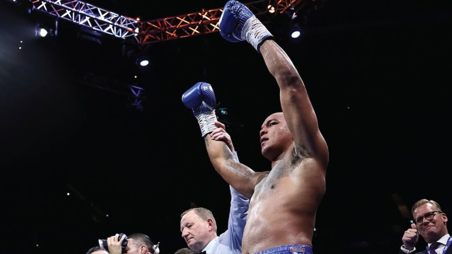 Fabio Wardley espera a Usyk en "marzo de 2026" | KO a la Carrera
